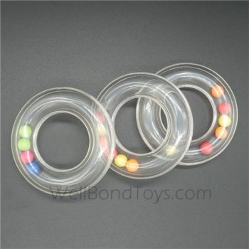 coloured plastic rattle ring with beats,plastic rattle with rainbow beats